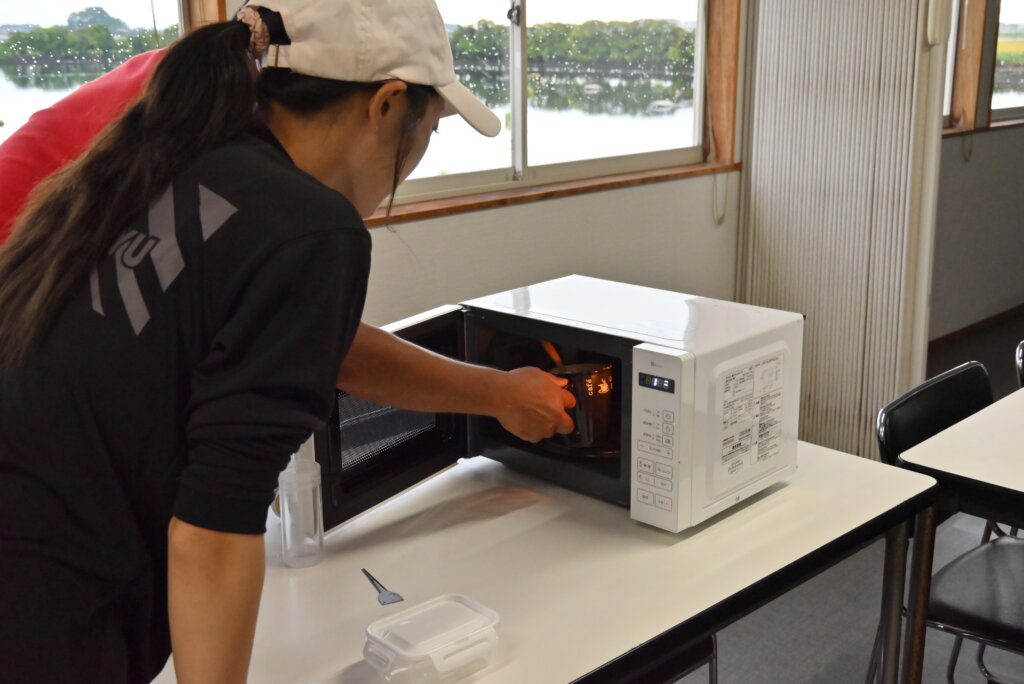 【へらにハマってもいいですか？ LEVEL.29】萩野孝之インストラクターとホタチョ―に挑戦！｜へら鮒天国